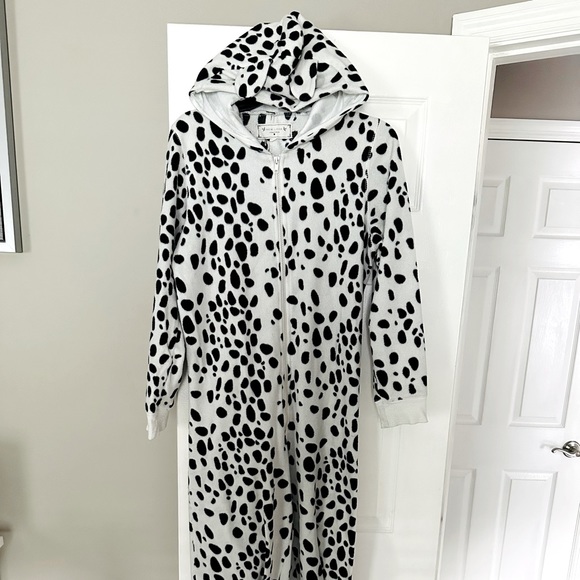 New Look | Other | Longwear New Look M | Poshmark